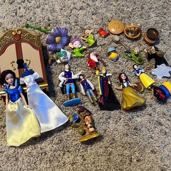 Disney Toys Disney Snow White Toys Poshmark